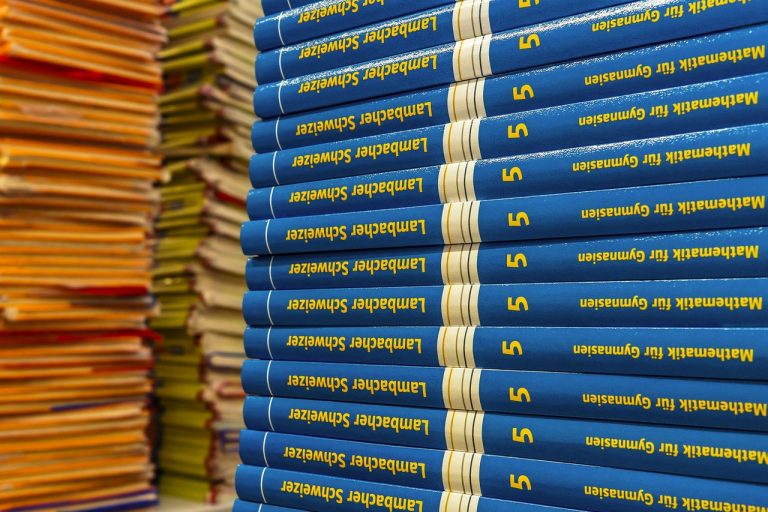 How to Recycle Books: Guide for Recycling Textbooks and Books for ...